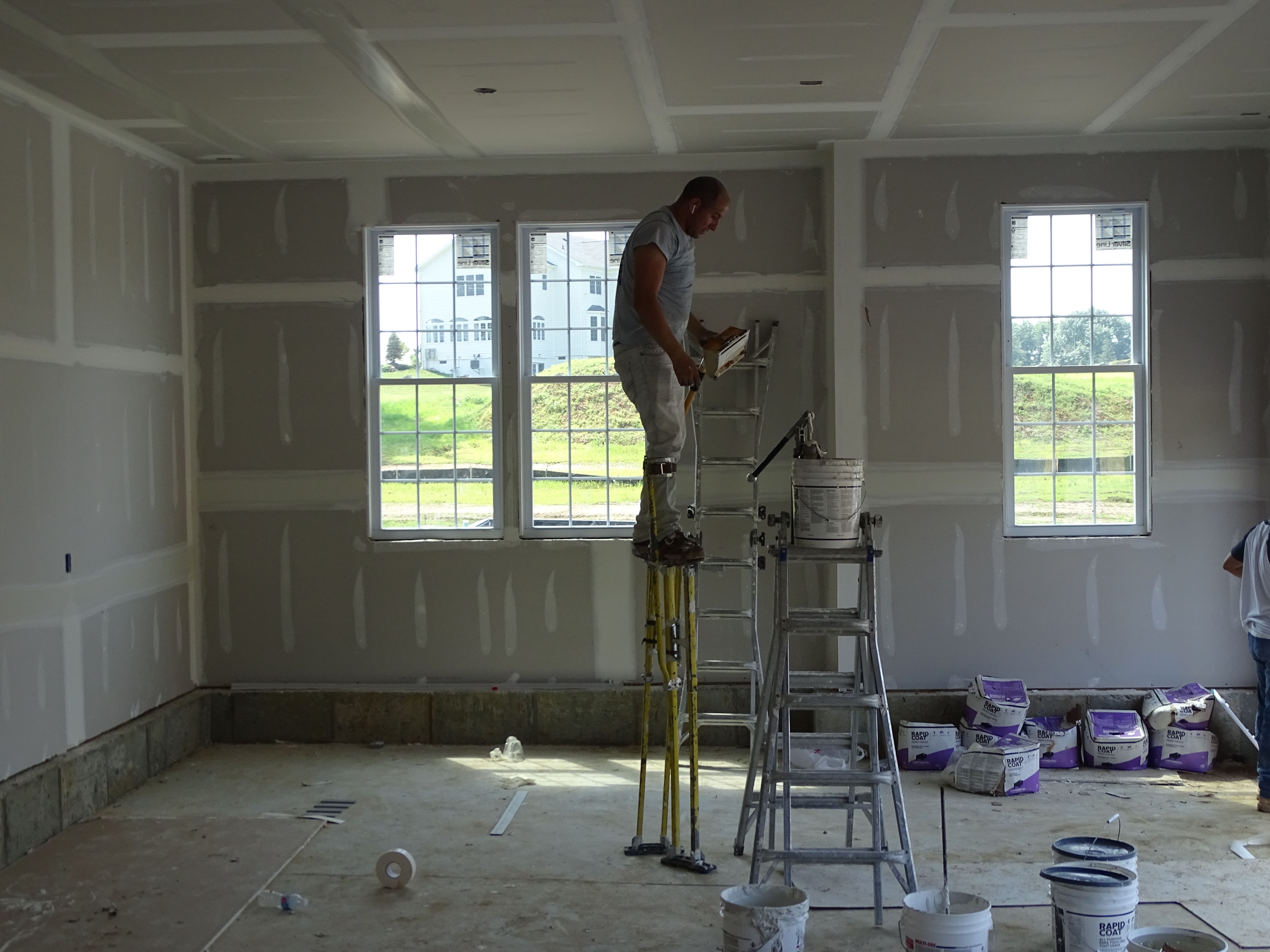 OUR CREW – Louis & Sons Drywall, Inc.